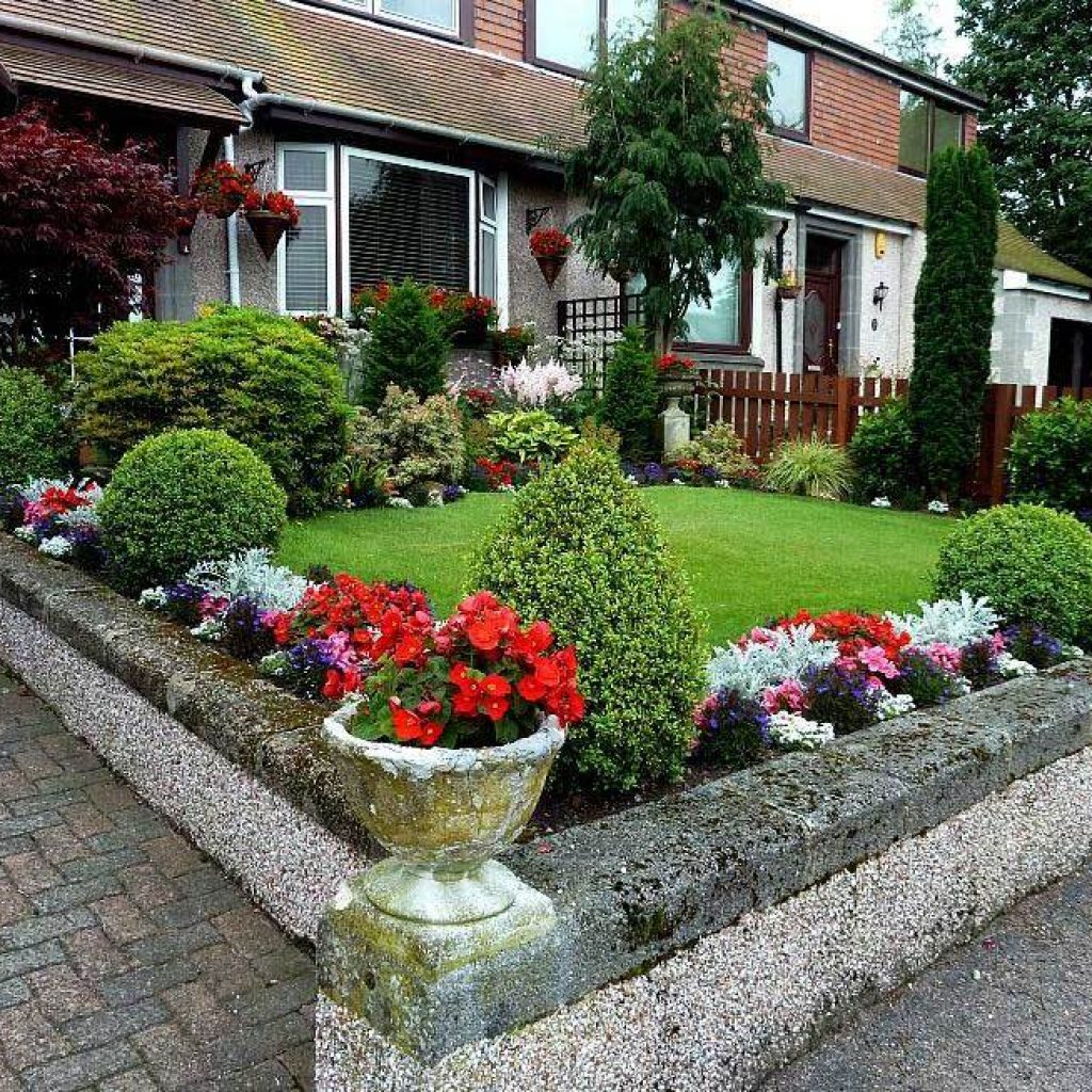 25 Contoh Taman Depan Rumah Minimalis Lahan Sempit