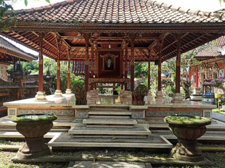 Rumah Adat Bali Beserta Fungsinya Yang Menarik Untuk Disimak! - Desain ...